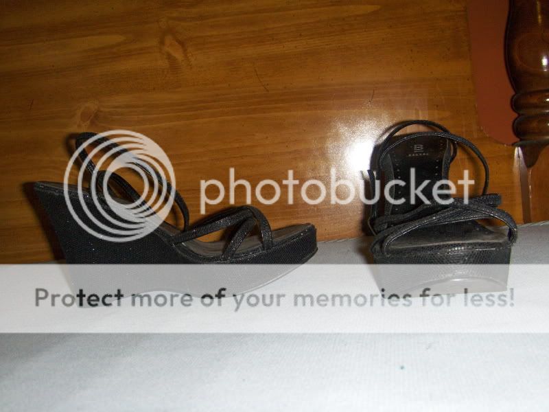 ModelMayhem.com - FS:Dresses, Jackets, Swimsuits, Shoes, Lingerie,