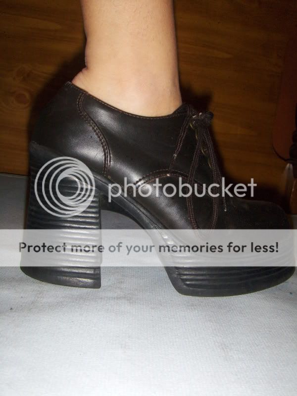 ModelMayhem.com - FS:Dresses, Jackets, Swimsuits, Shoes, Lingerie,