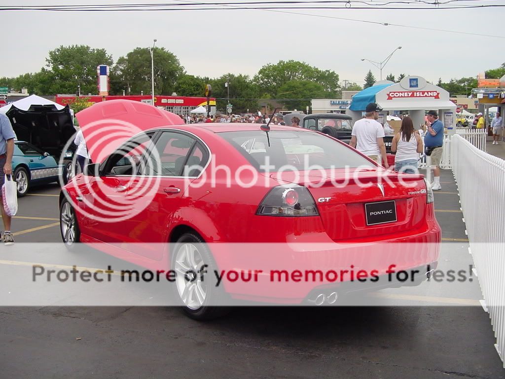 Production Pontiac G8 interior and exterior photos | VW Vortex ...